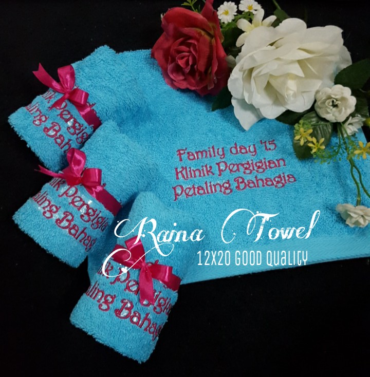 Doorgift tuala sulam dari Kuala Lumpur