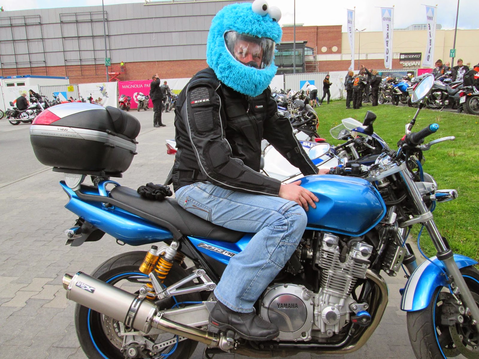 Motorcycle Helmets: Cookie Monster Helmet Cover