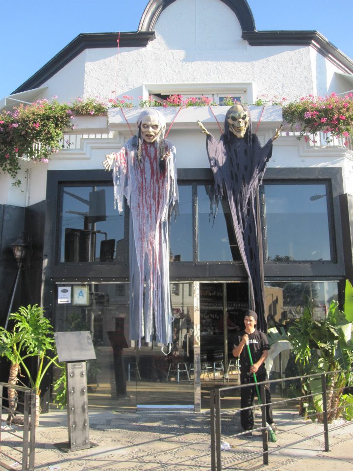 The Happy Hour Tour: Bugatta