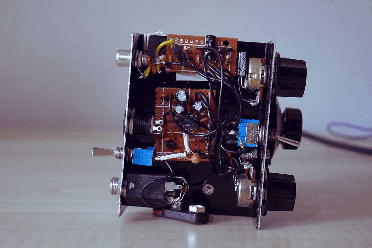 EEKit Blog. Programmer's Notes: Regenerative Radio Receiver EEKit Blog. Programmer's Notes: Regenerative Radio Receiver