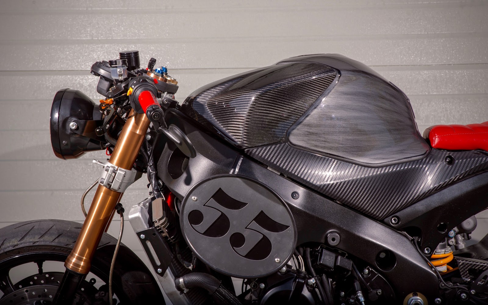 Fiftyfive's Gixxer - Inazuma café racer