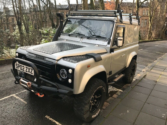 Landrover Defender: Land Rover defender 90 td5 silver .excellent ...