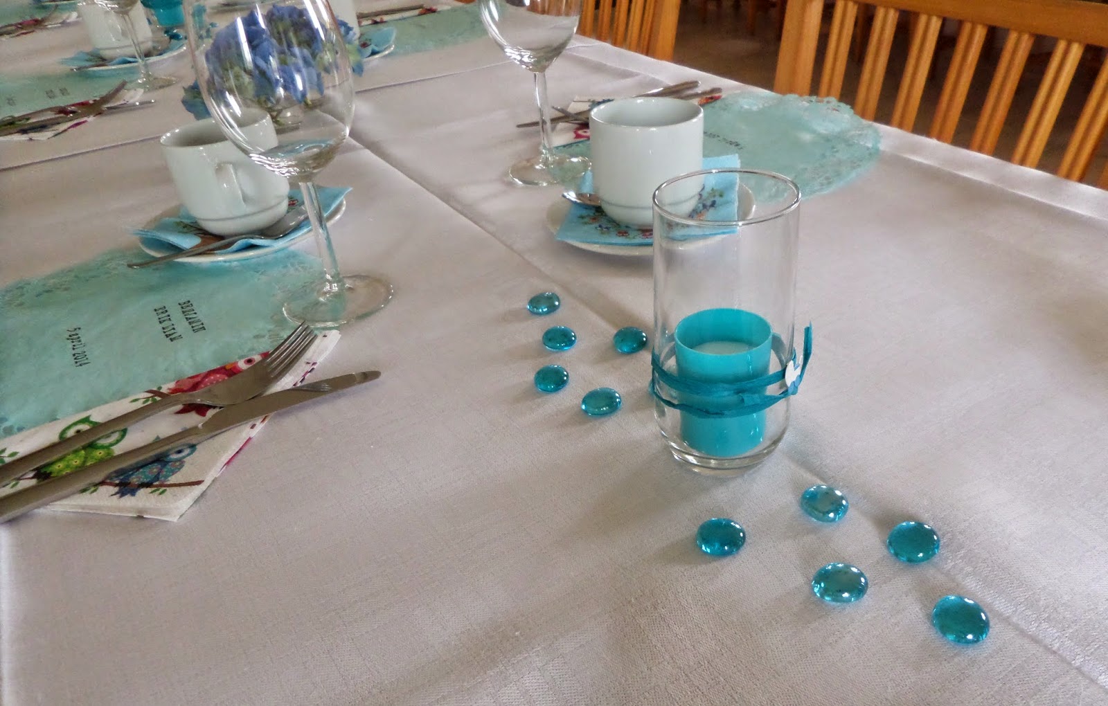 Skapat av Frida: Dukning, dop.