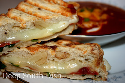 Deep South Dish: Pepperoni Pizza Grilled Cheese