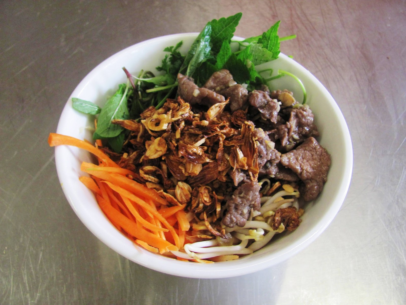 Z ghetta blog: Je libo domácí Bún bò Nam Bộ?