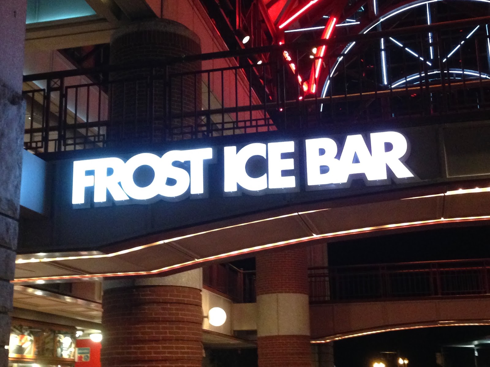 Adventures of an East Coast Girl!: Frost Ice Bar