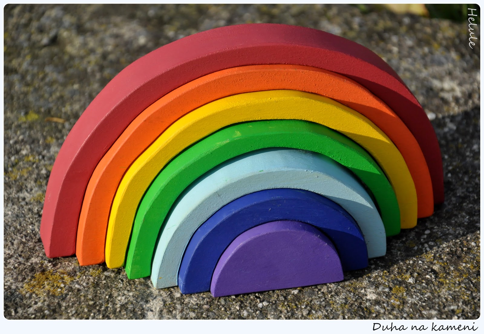 Kdo si hraje, nezlobí...: Dřevěná duha