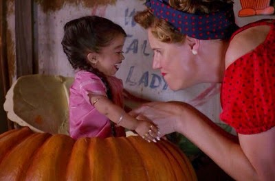 Theresa's Halloween Wonderland: AHS Ma Petite