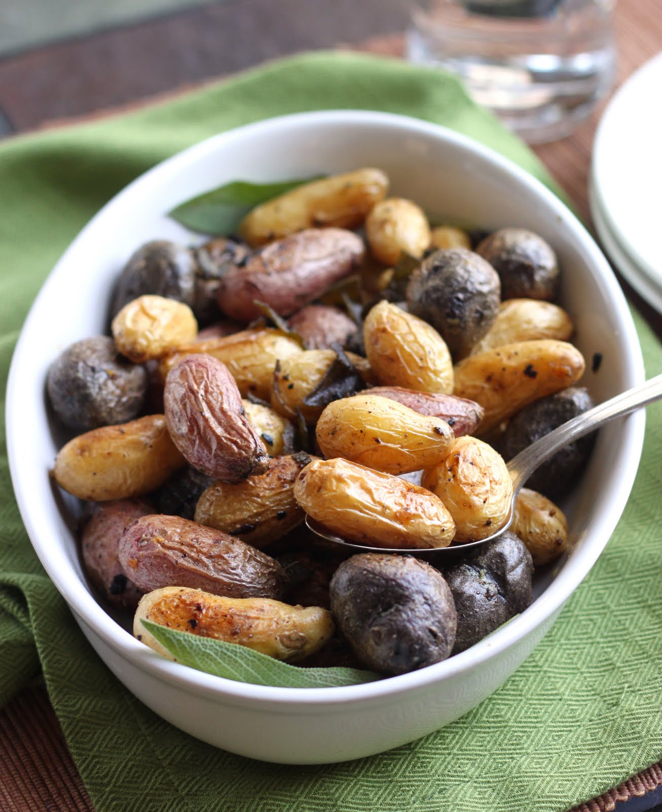 The Cilantropist: Herb Roasted Fingerling Potatoes