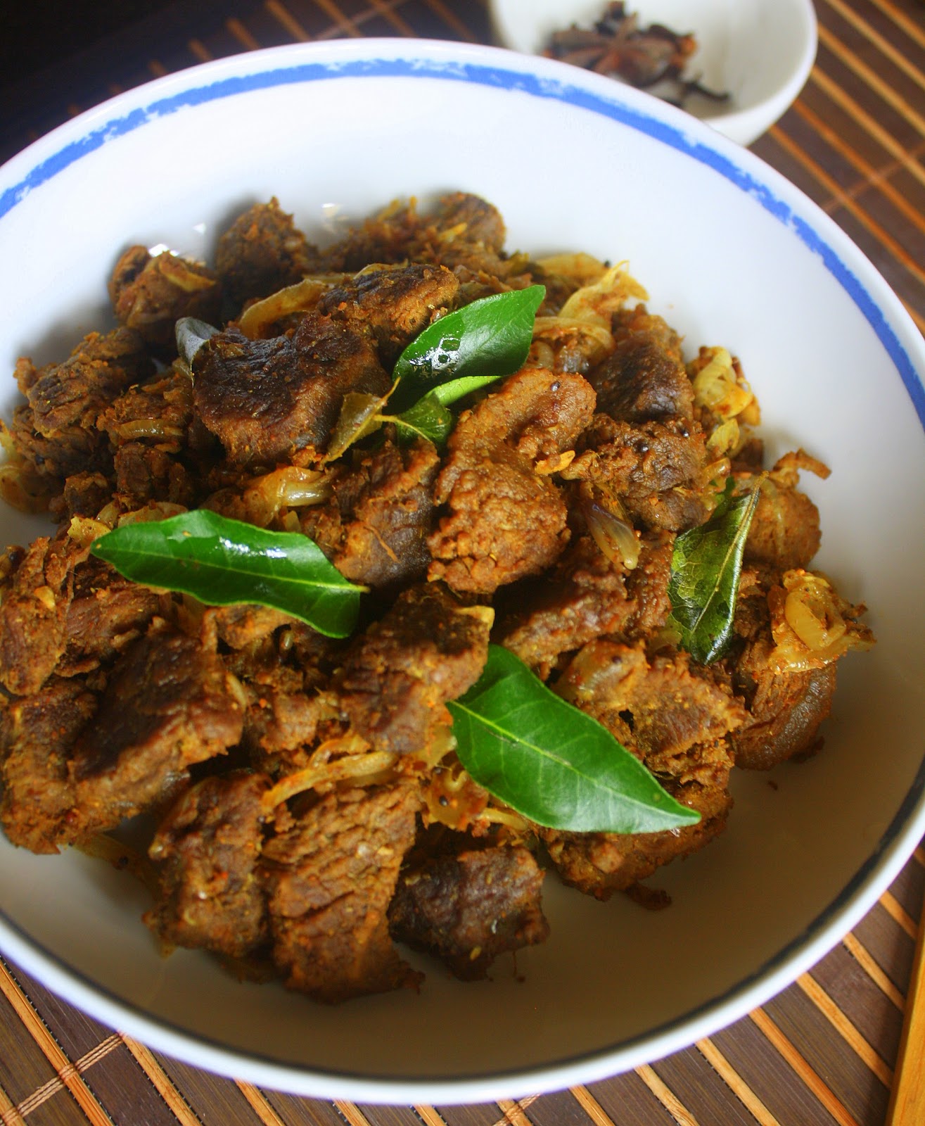 For the love of food!: Kerala Style Beef Ularthiyathu