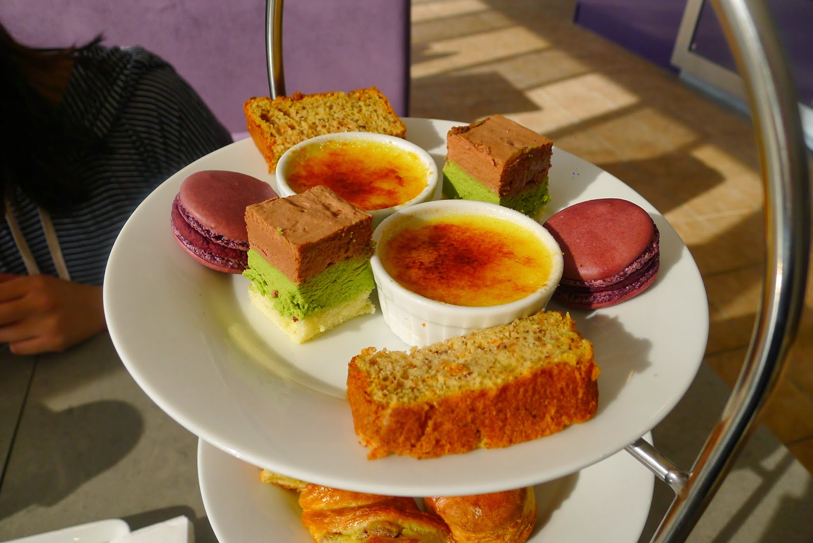 Have An Awkward Bite.: Ruelo Patisserie