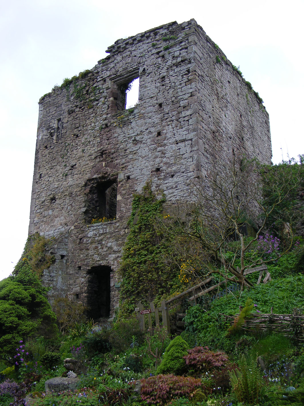 Licence to Crenellate: Usk Castle, Monmouthshire