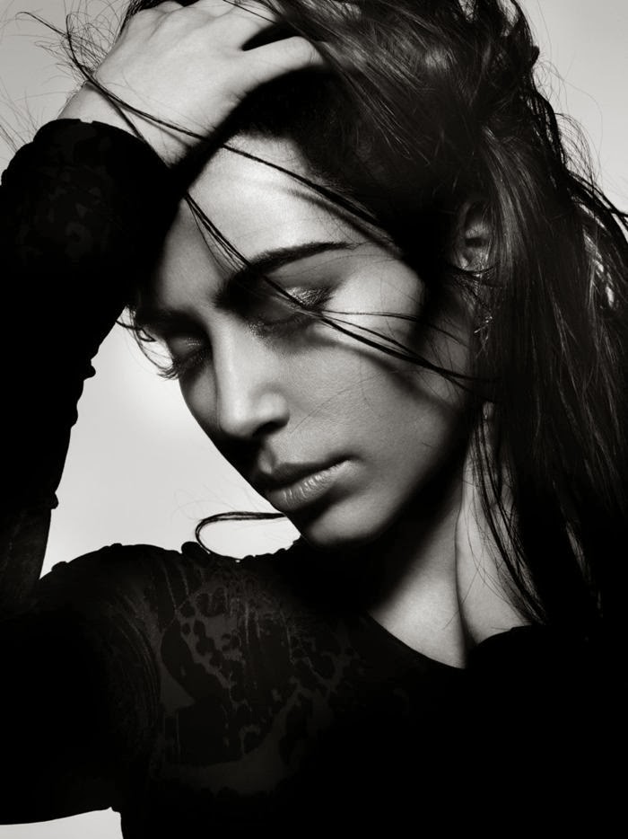 GoosBall: Kim Kardashian – Photoshoot