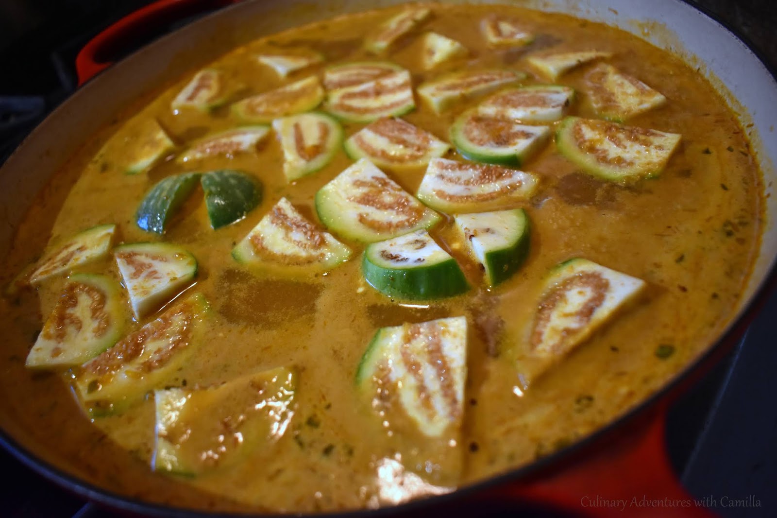 Somlar Machu Ktiss (Cambodian Hot and Sour Coconut Soup) #EattheWorld