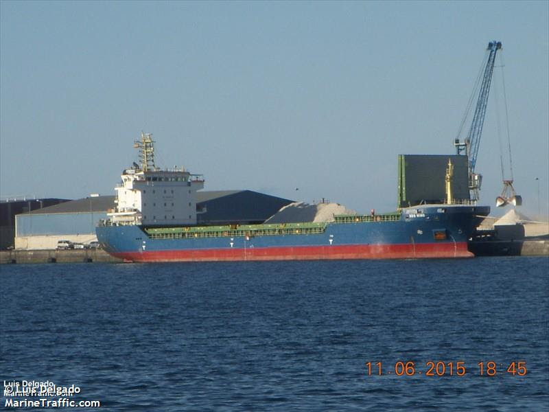 O Mar do Porto Santo: Navio Novo da Transinsular
