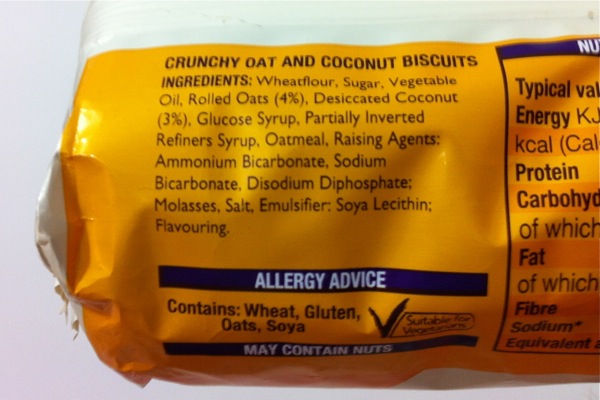 VEGANOO Vegan Reviews: Crumbs! New vegan biscuits: Fox's Munch