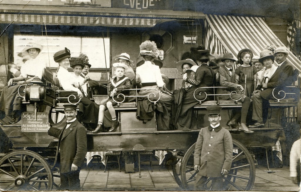 20 Vintage Photographs of Fashion and Costume from the 1910s ~ Vintage ...