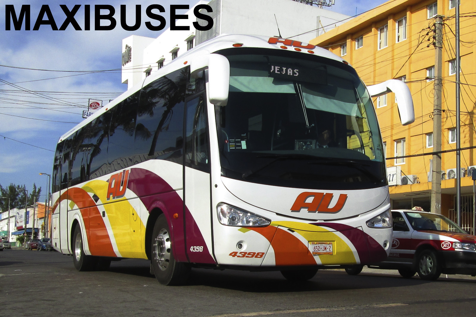 MAXIBUSES: AUTOBUSES UNIDOS (AU)