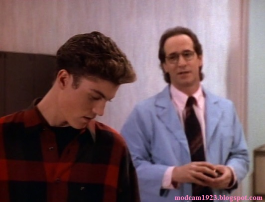 Let's Make Fun of all the Clothes from Famous Original Beverly Hills ...