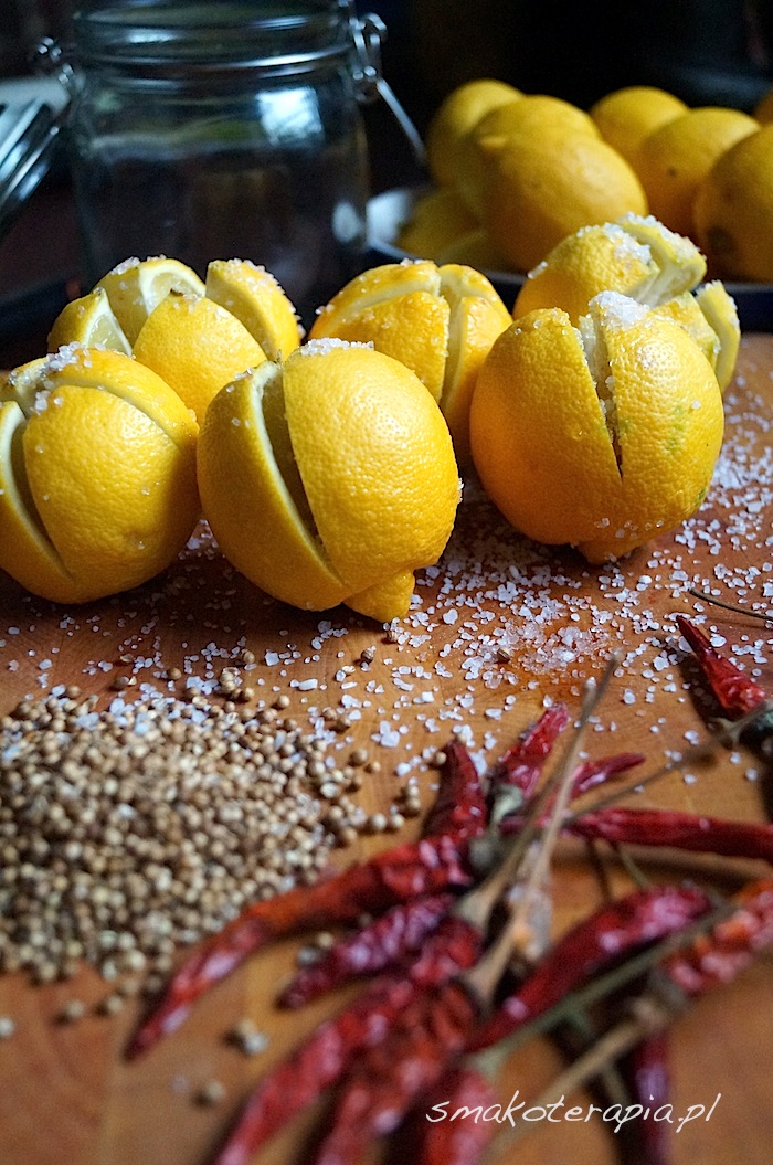 smakoterapia: DOMOWE KISZONE CYTRYNY