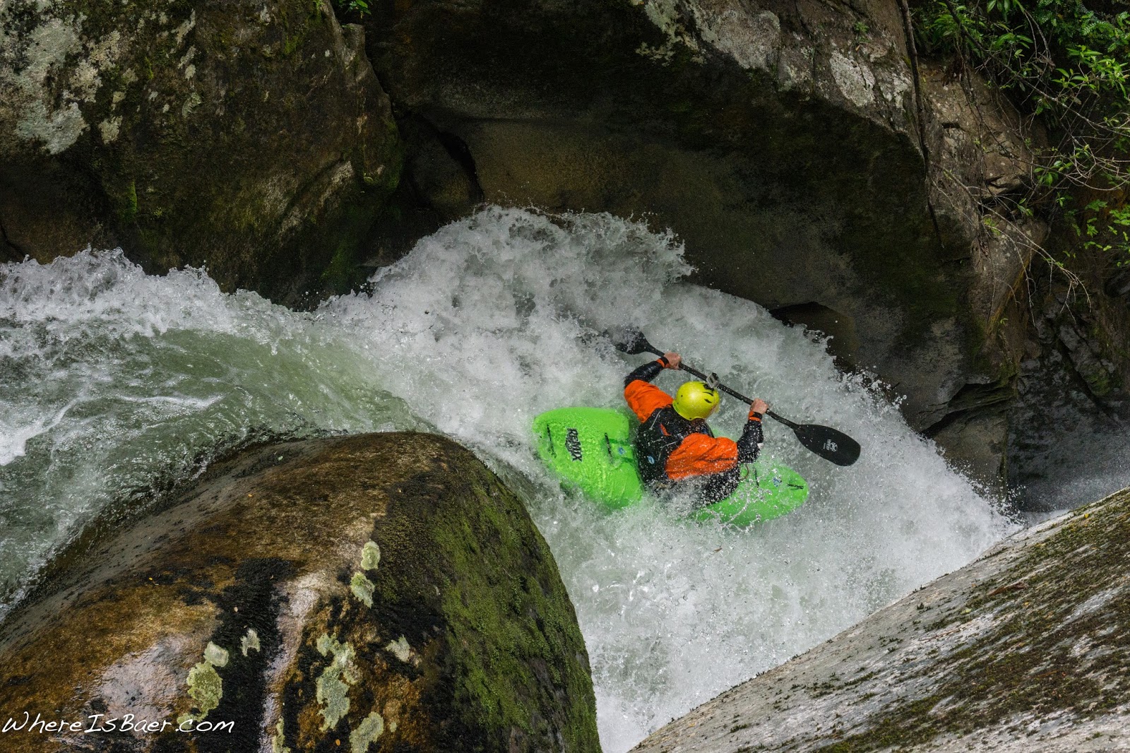 Where Is Baer ? : Southeast Steep Creeking in Chile... Rio Nevado!