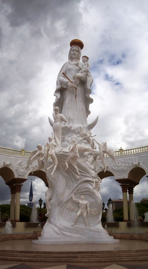 LA GRAN FERIA DE LA CHINITA