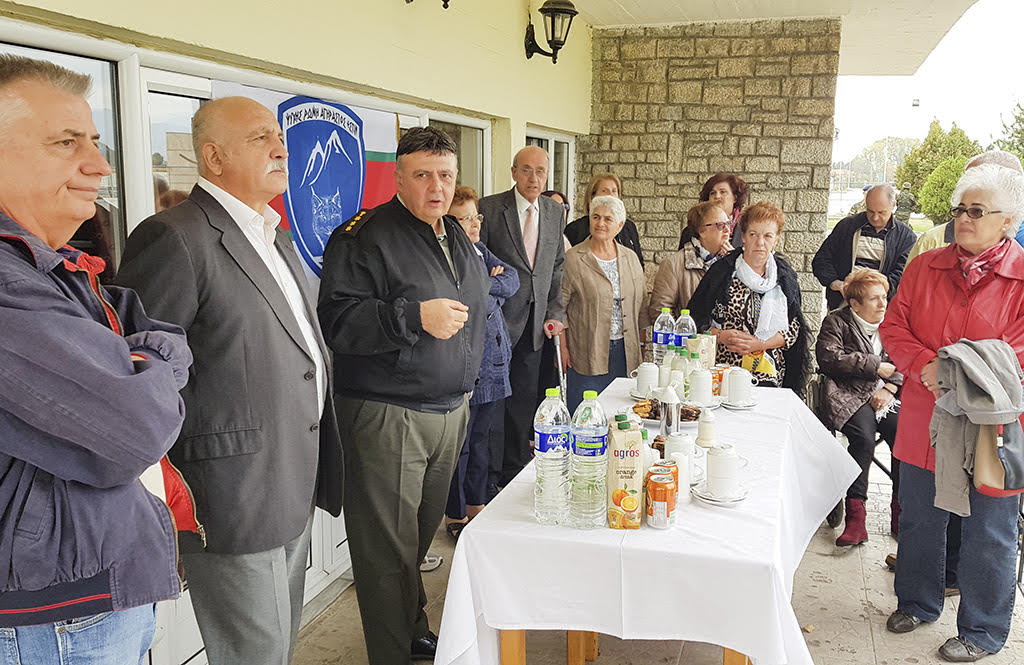 ΟΙ ΕΦΕΔΡΟΙ ΑΞΙΩΜΑΤΙΚΟΙ ΕΠΙΣΚΕΦΤΗΚΑΝ ΤΟ 1ο ΣΥΝΤΑΓΜΑ ΠΕΖΙΚΟΥ ΣΤΟΝ Ν ...