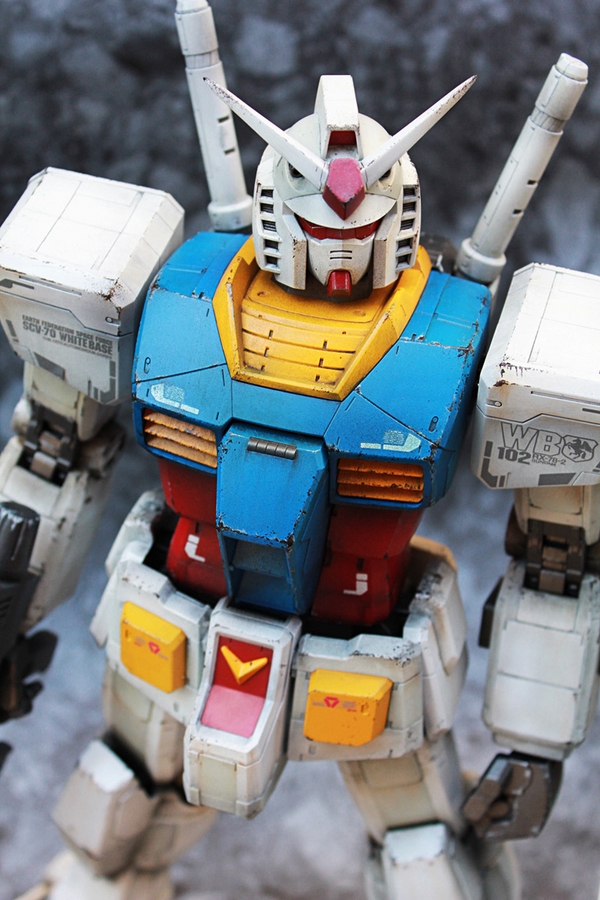 Custom Build: Mega Size 1/48 RX-78-2 Gundam + Weathering