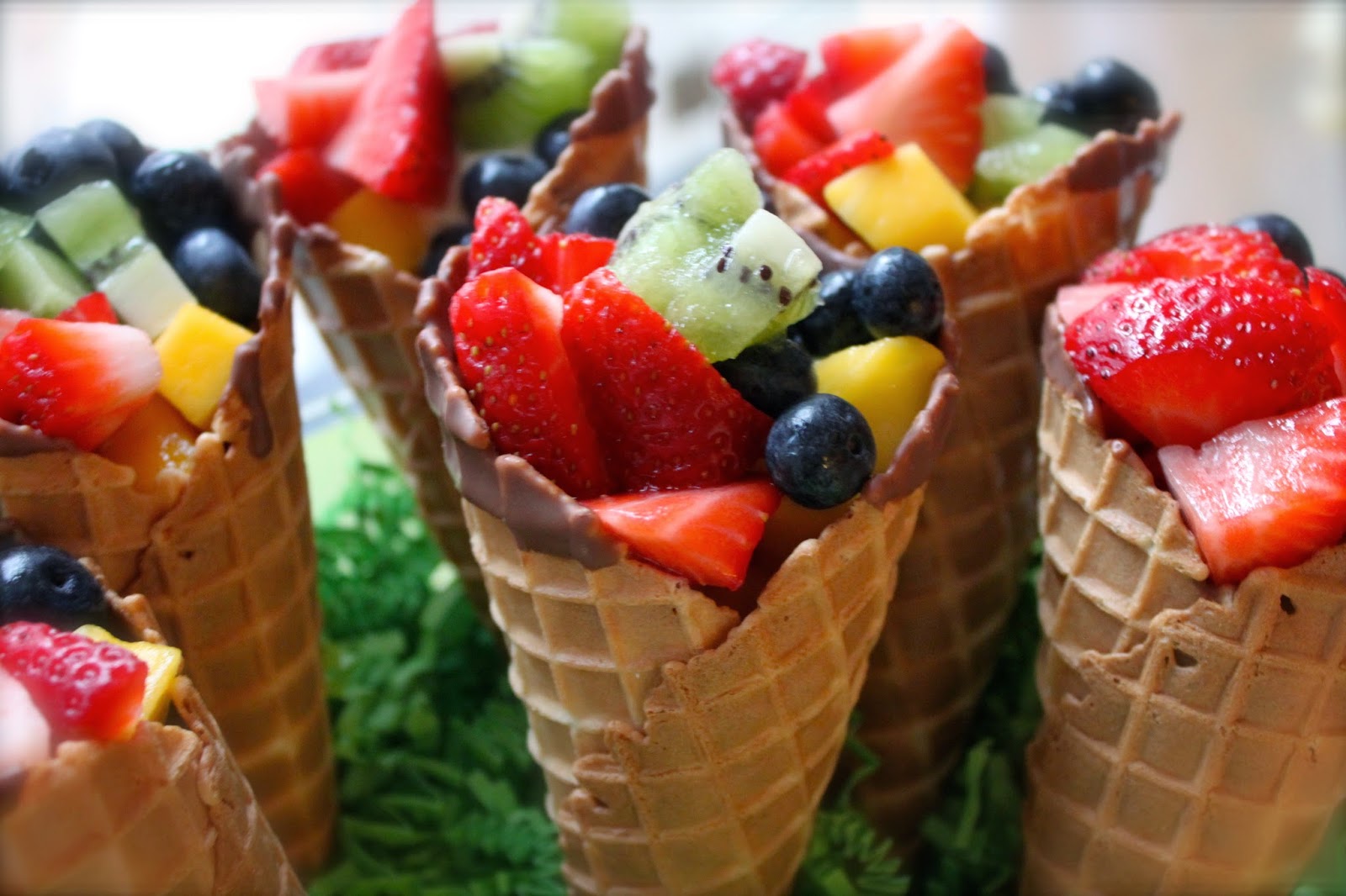 Breaking The Chains: Origen y significado: La Cornucopia