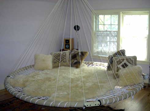 Amaze Pics & Vids: Floating Round Hanging Bed...