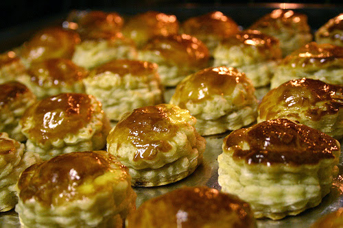 CHUNG MỘT MÁI TRƯỜNG: NGỌT NGÀO HƯƠNG VỊ BÁNH