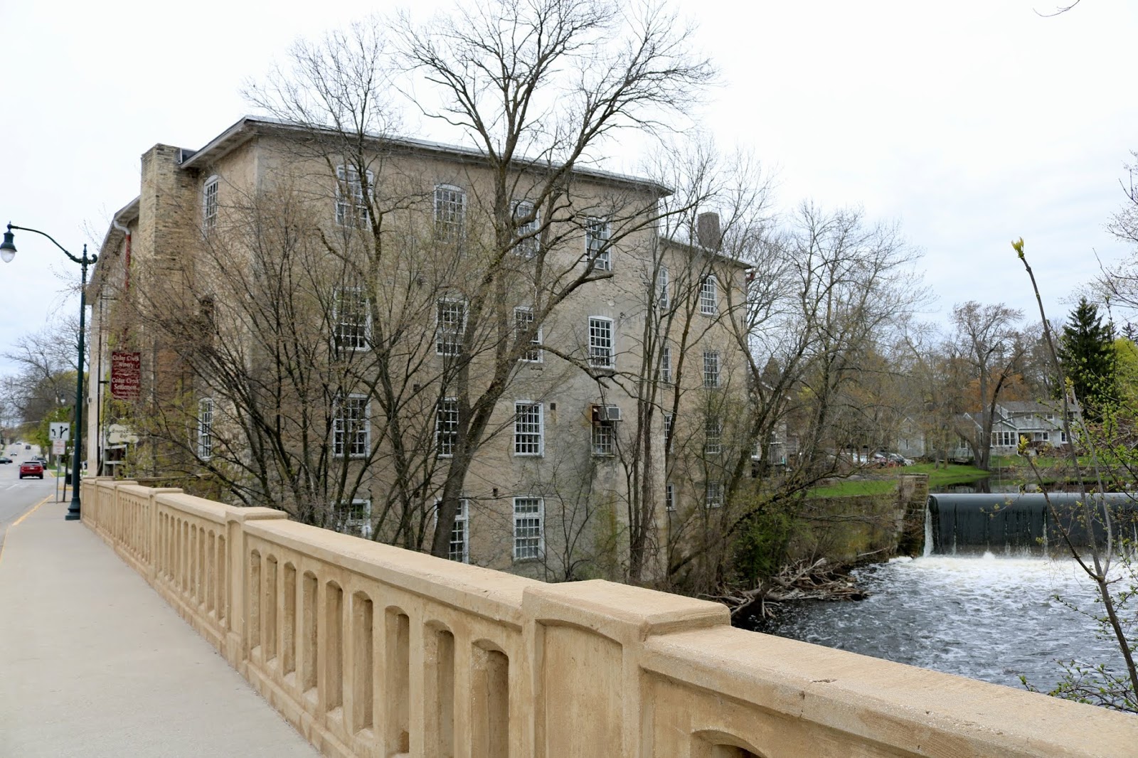 Amy's Creative Pursuits: A Visit To Cedarburg Wisconsin