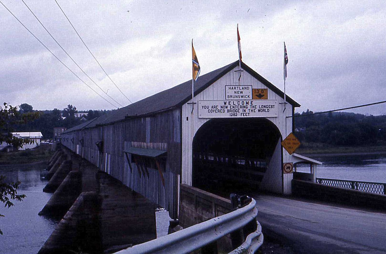 The Mathematical Tourist: Hartland Covered Bridge