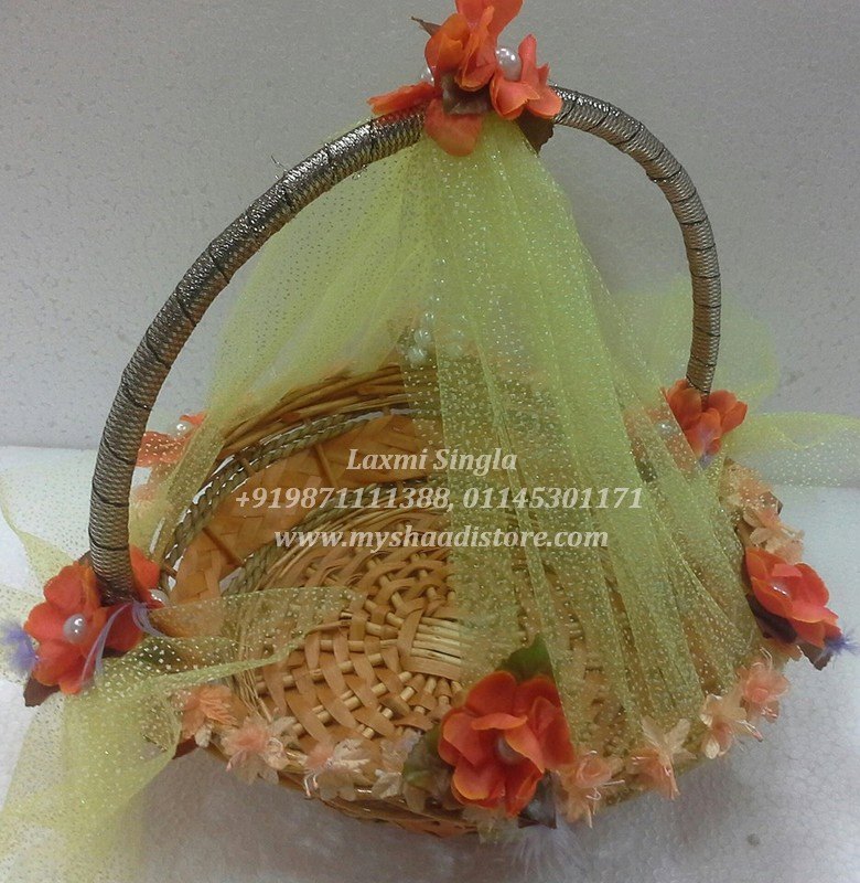The Wedding Designers: DECORATIVE WEDDING BASKET