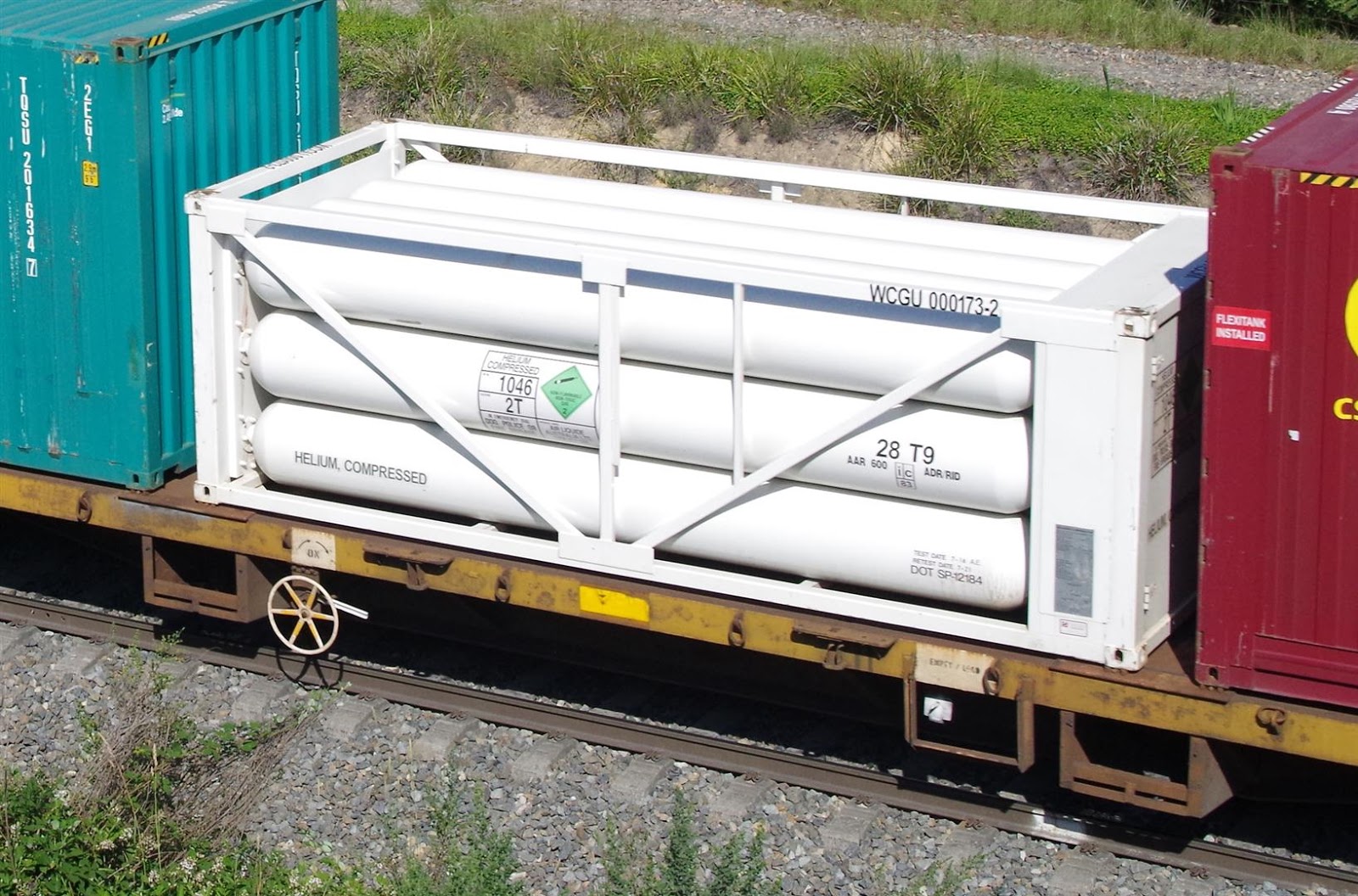 Rollingstock News: Another Tube-Tank Container