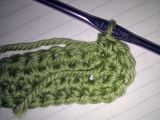 t i n y b e a r i n c - life:handmade: FREE Yoda LOOKALIKE Ear Pattern!