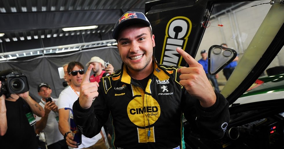 Felipe Fraga supera Barrichello e sai na frente na decisão da Stock Car