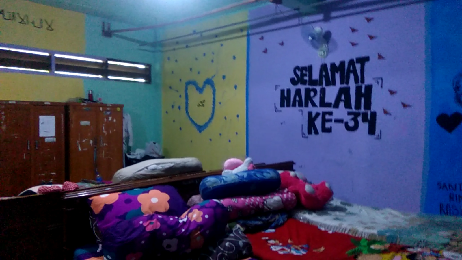 Kamar Santri yang Penuh Kreativitas