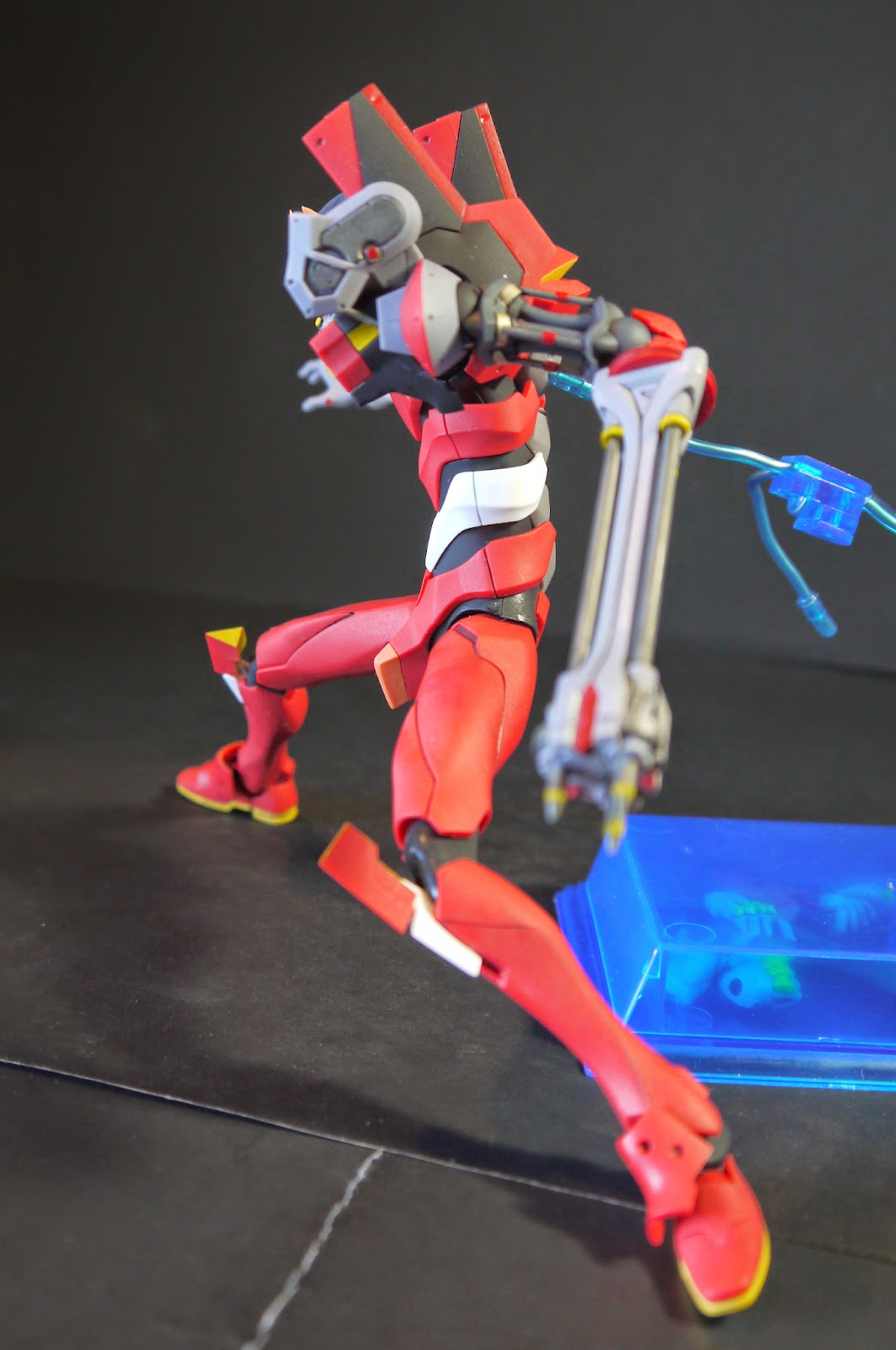 Mechs Without Skirts: Kotobukiya 1/400 Evangelion unit 02(beta)