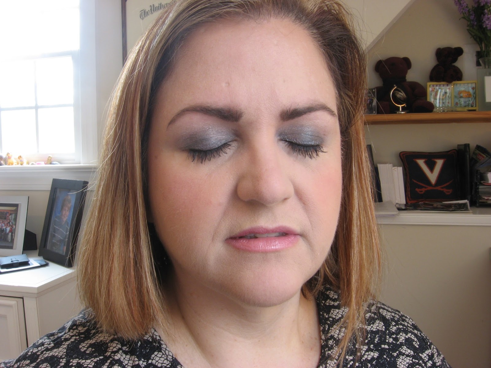 Face of the Day: A Simple, Chic look | Ages of Beauty: Face of the Day ...