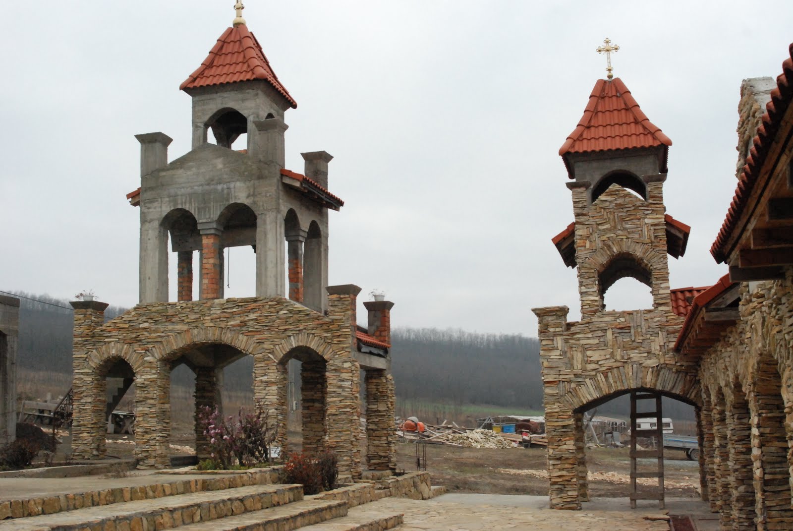 Habuc Ionut: Manastirea Sf. Apostol Filip