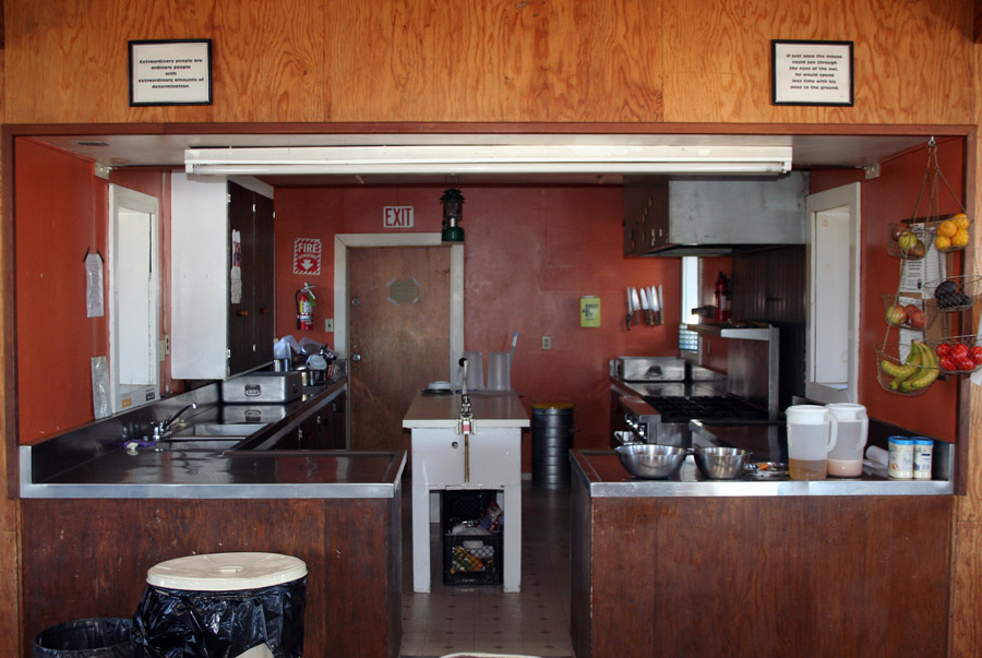 'Round the Chuckbox: Blog readers at Deer Crossing Camp