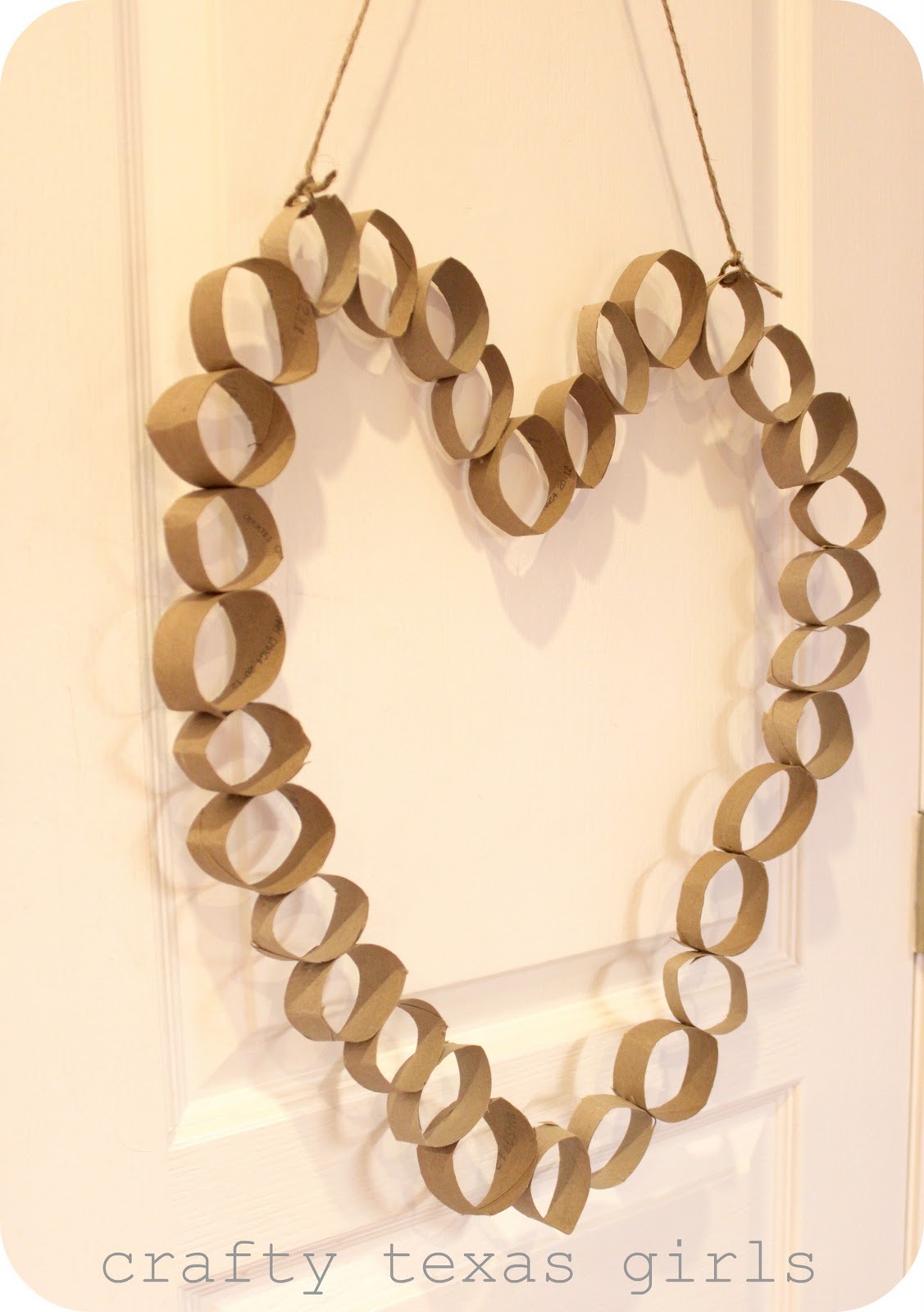Crafty Texas Girls: Crafty How To: Upcycled Heart Wreath
