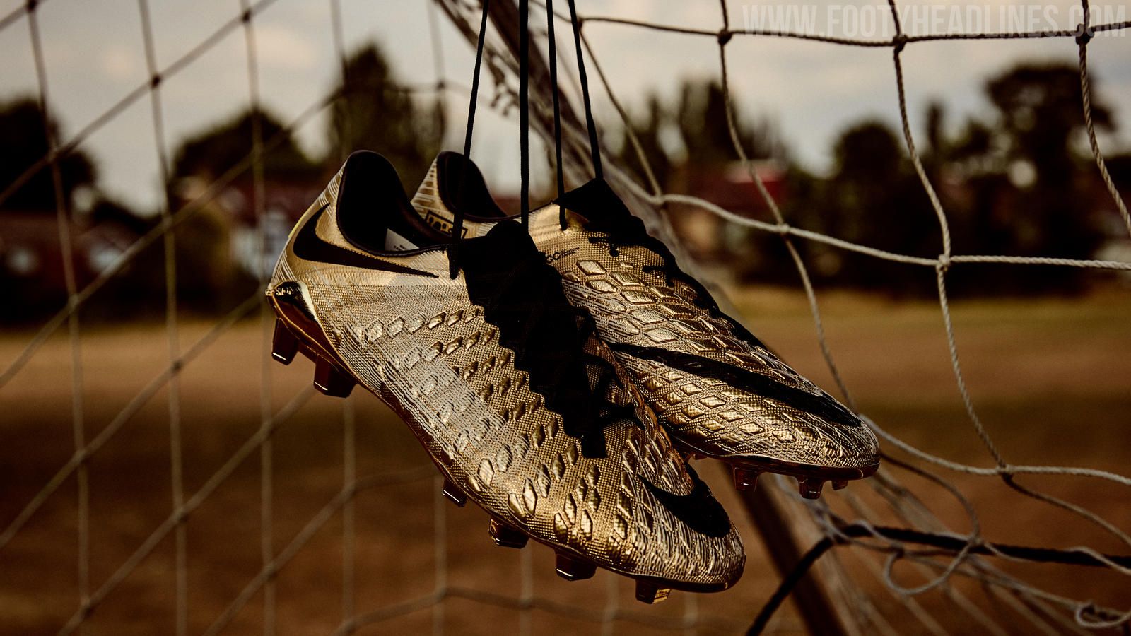 Gold Nike Hypervenom Harry Kane Boots Revealed - Footy Headlines