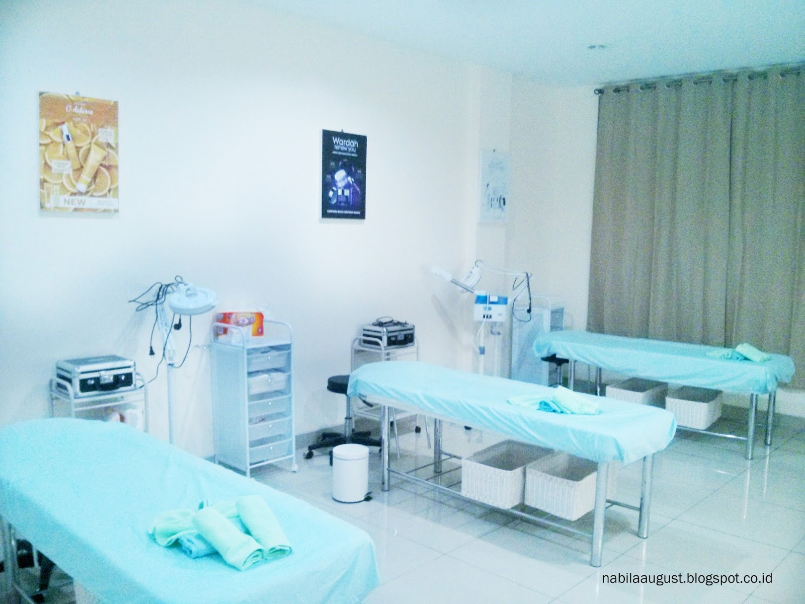 The August's Journal: [Grand Opening] Wardah Beauty House Jakarta