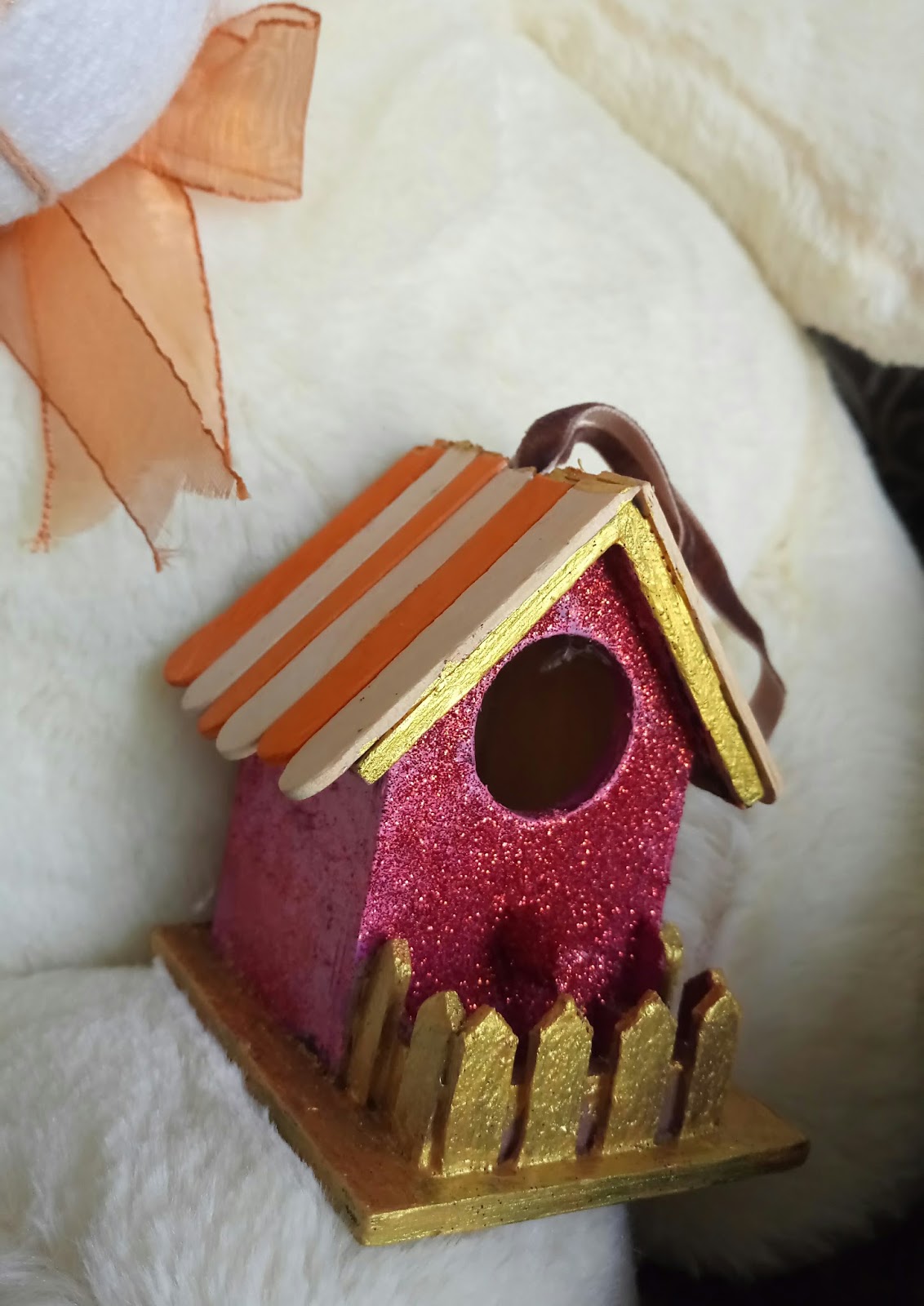 Life's little treasures: Decorated Wooden Bird House | Kids Craft