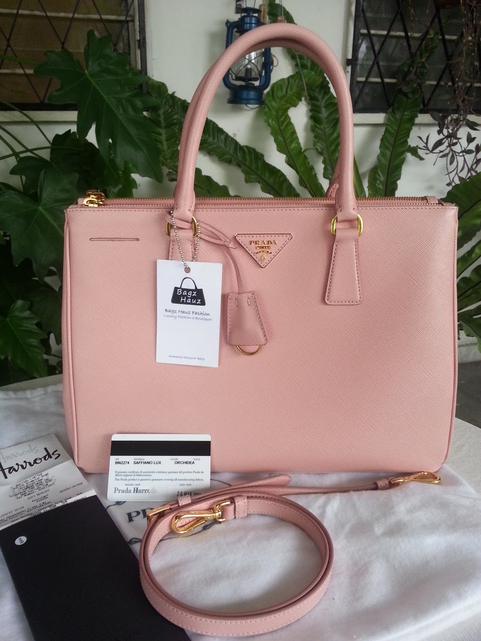 Bagz Hauz Fashion: **SOLD** ~ PRADA BN2274 Saffiano Leather Tote in ...