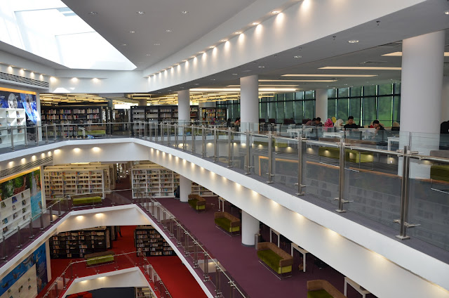 DuitDariOnline - Internet yang sungguh SUPERB!: Perpustakaan Raja Tun ...