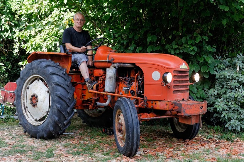 Tractores en 1:43 - TALLER EL " 22": Renault D 22 (1956)