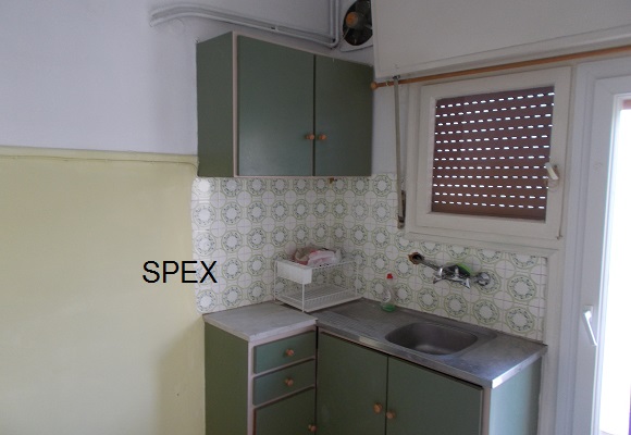 ΕΝΟΙΚΙΑΖΕΤΑΙ ΓΚΑΡΣΟΝΙΕΡΑ ΛΑΡΙΣΑ ΣΤΗΝ 1 ΣΤΡΑΤΙΑ